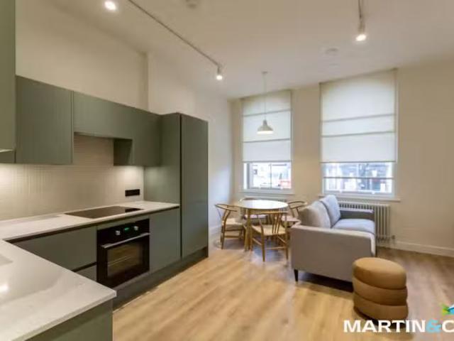 Deal! 2 BA 2 bedroom apartment for rent in Great Hampton Stree.