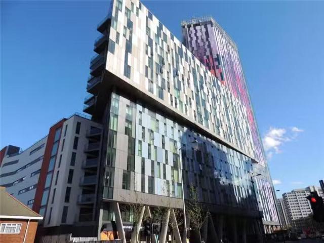 Unique 2 BA 2 bedroom apartment for rent in Saffron Central Sq.