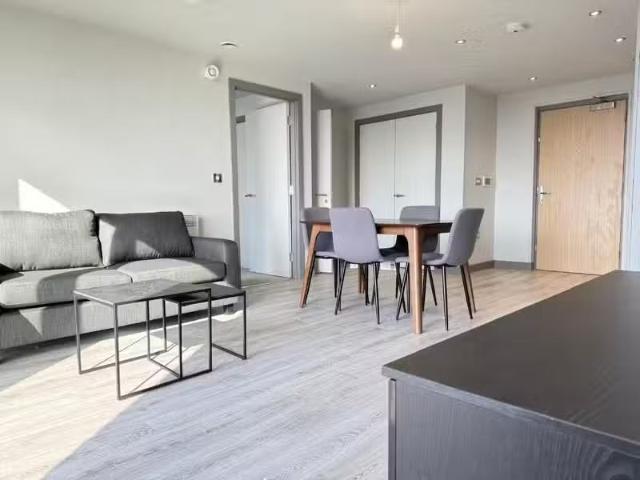 Cozy 2 BA 2 bedroom flat for rent in Goodman Street, Birmingha.
