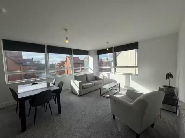 Unique 2 BA 2 bedroom flat for rent in Fowler Road, AYLESBURY.