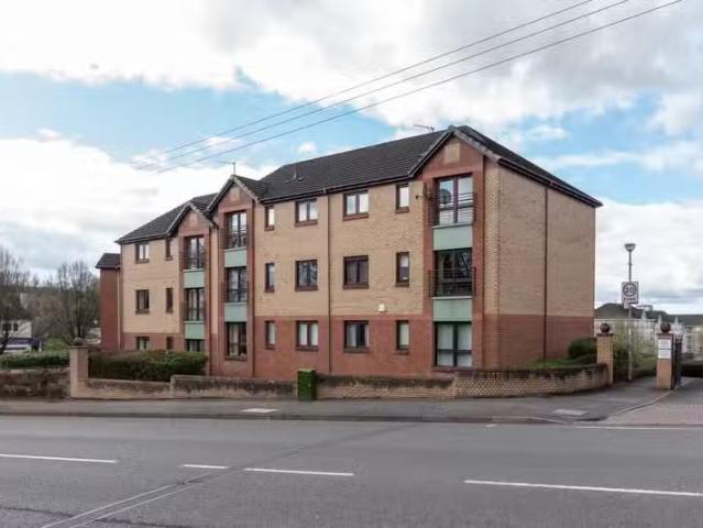 Nice 2 BA 2 bedroom flat for rent in Knightswood Court, Annies.