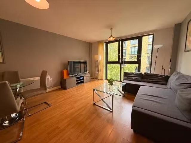 Cozy 2 BA 2 bedroom flat for rent in St. John's Walk, Birmingh.
