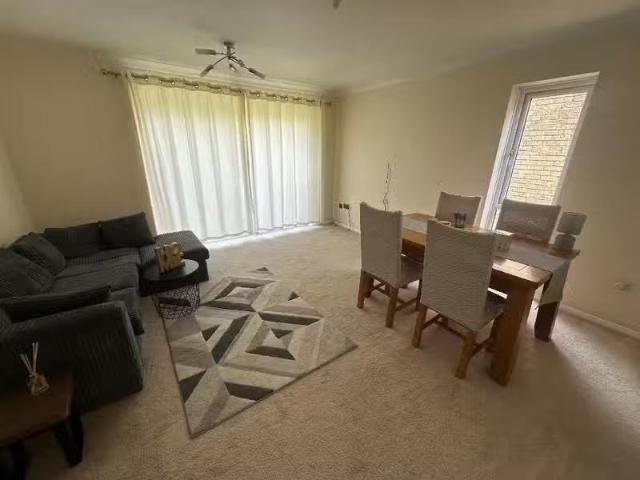 Unique 2 BA 2 bedroom flat for rent in St. Winifreds Road, Bou.