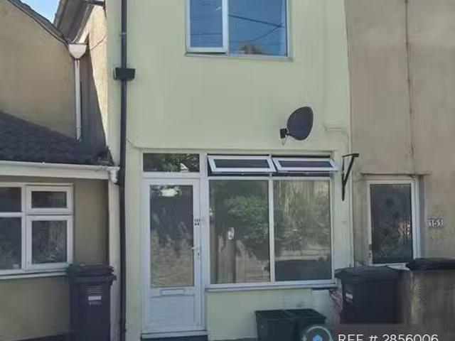 Rental! 2 BA 2 bedroom terraced house for rent in A B, Yatton.