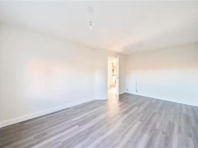 Cheap 2 BA 4 bedroom detached house for rent in 4 bedroom Deta.
