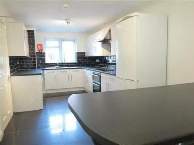 Unique 2 BA 6 bedroom house for rent in 6 bedroom House in Bou.