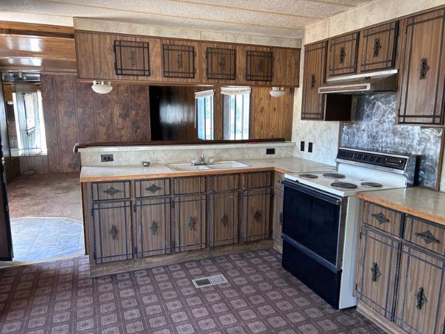Cozy 2 Bed Bath Room in Great Bend | Available 01