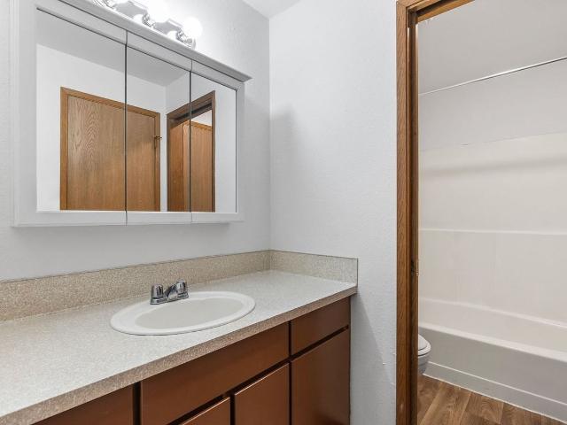 Cozy 2 Bedroom, 1 Bath Apartment in Lacey 2 Bedroom Apartment for Rent at 1212 Willow St Se, Olympia, WA 98503