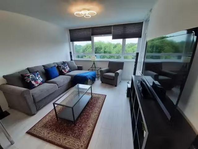 Cozy 2 bedroom apartment for rent in 24 Chadbrook Crest, Harbo.