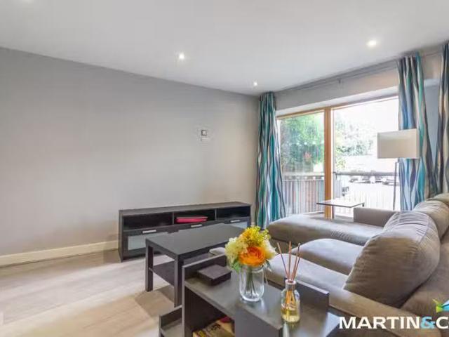 Rental! 2 bedroom apartment for rent in Harborne Village Apart.