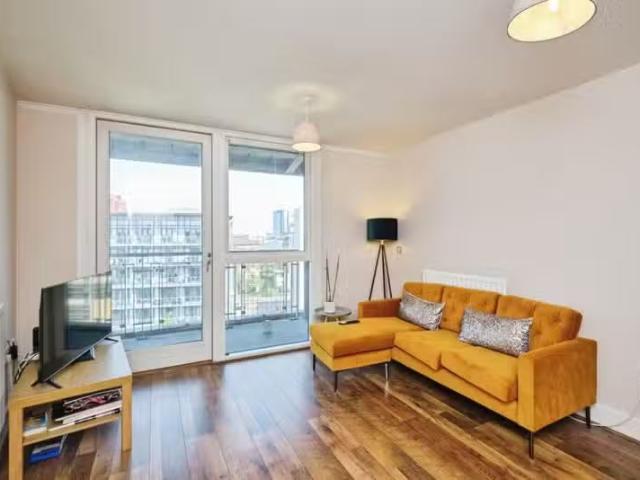 Just in! 2 bedroom apartment for rent in Longleat Avenue, B15
