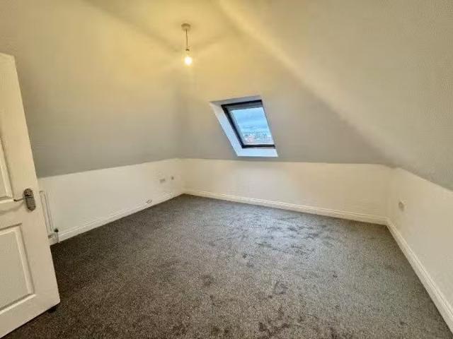 Rental! 2 bedroom apartment for rent in Pine Road, Bournemouth.
