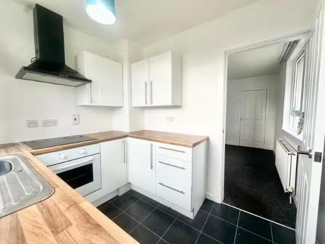 Cheap 2 bedroom flat for rent in Greenburn Drive, Aberdeen, Ab.