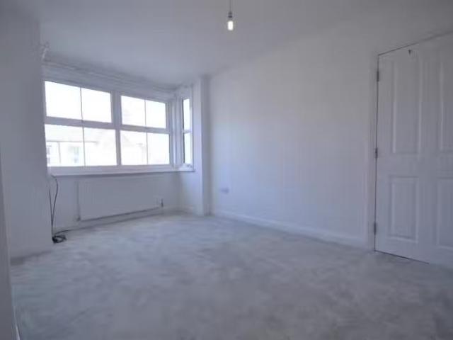 New 2 bedroom flat for rent in St. Leonards Avenue, Hove, BN3