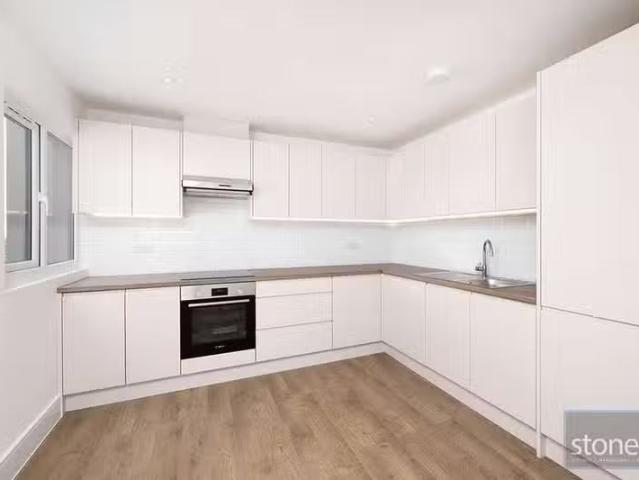 Rental! 2 bedroom flat to rent in London, NW10