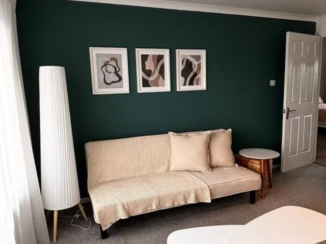 Cozy 2 bedroom flat