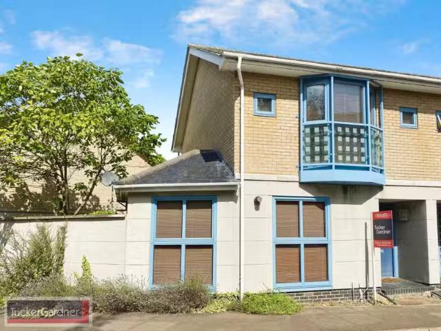 Rental! 2 bedroom house for rent in Hurdles Way, Duxford, CB22