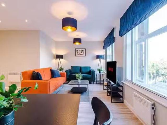 Just in! 2 BR Bold Street