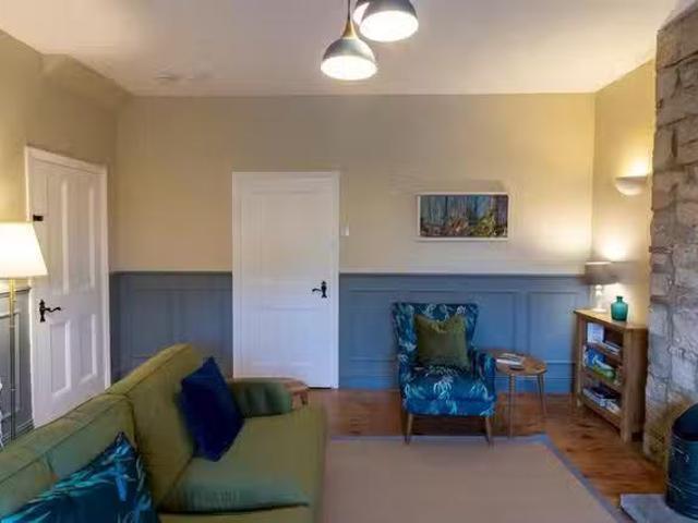 For Rent! 2 BR Stainton Grove