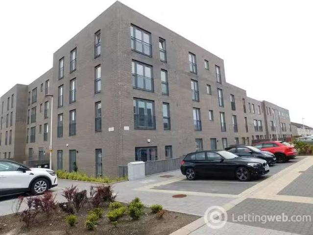 Charming 2 BR Property to rent in 4, Gaskell Street, Edinburgh.