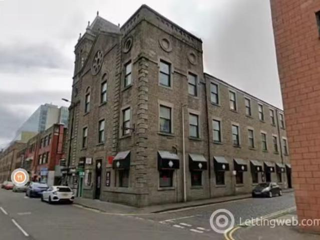 Charming 2 BR Property to rent in 76 North Lindsay Street, Dun.