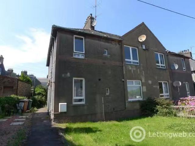 Cheap 2 BR Property to rent in 10 Tay Street, Newburgh, KY14 6AL