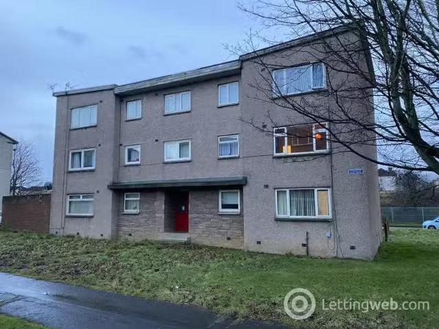 For Rent! 2 BR Property to rent in 11D, Forrester Park Drive.