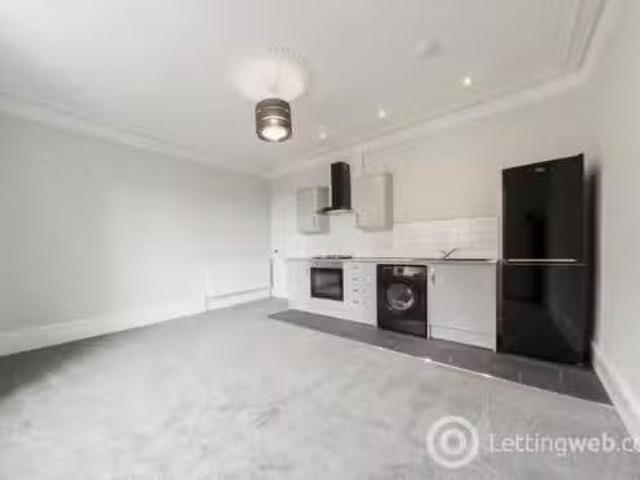Cozy 2 BR Property to rent in 29E, Baldovan Terrace, Dundee, D.