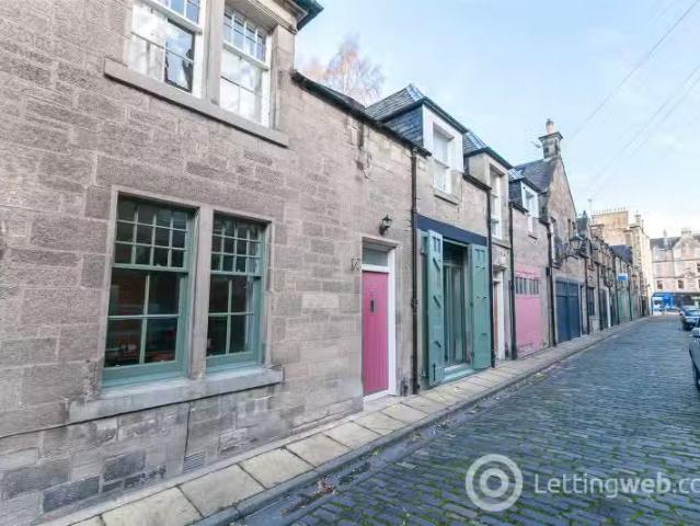 Unique 2 BR Property to rent in Thirlestane Lane, Edinburgh, EH9