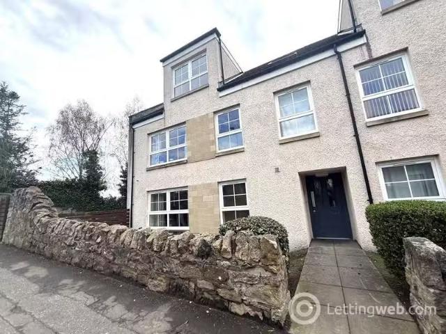 Nice 2 BR Property to rent in Toll Road, Kincardine, Fife, FK1.