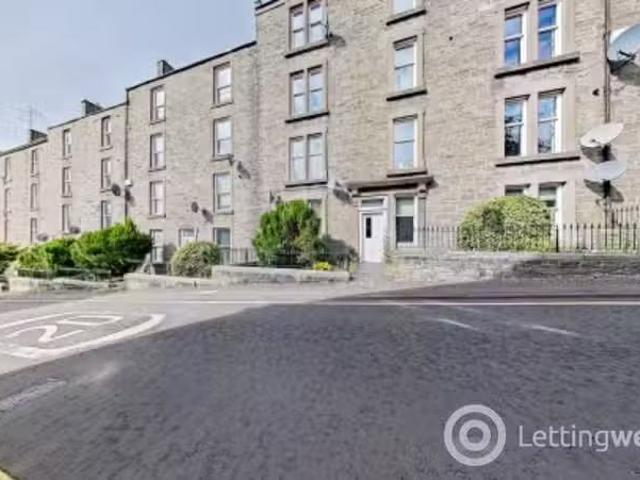 Deal! 2 BR Property to rent in Union Place, West End, Dundee.