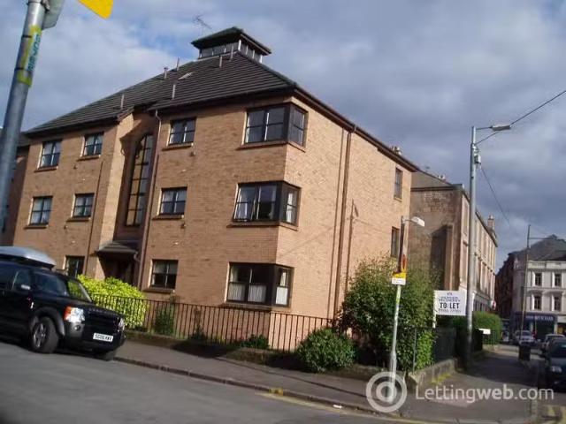 Deal! 2 BR Property to rent in Burgh hall Street flat 6 at 13.