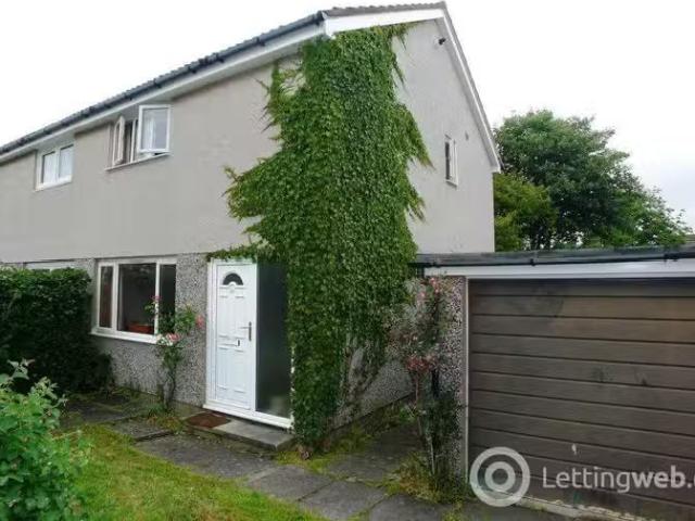 Rental! 2 BR Property to rent in Crawford Gardens