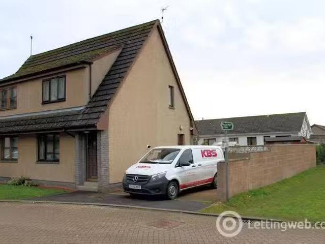 Nice 2 BR Property to rent in Douglas Gardens, Carnoustie