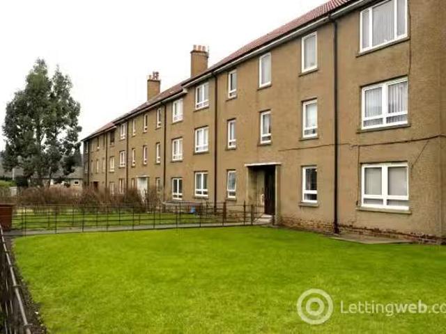Deal! 2 BR Property to rent in Dunholm Road, Charleston, Dunde.