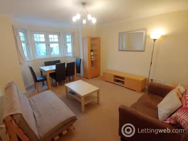 Rental! 2 BR Property to rent in Duff Street, Dalry, Edinburgh.