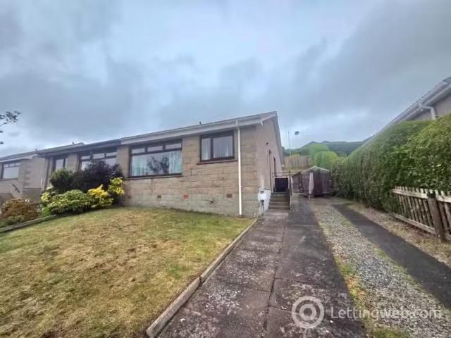Cozy 2 BR Property to rent in Eastside Green, Westhill, AB32 6XY