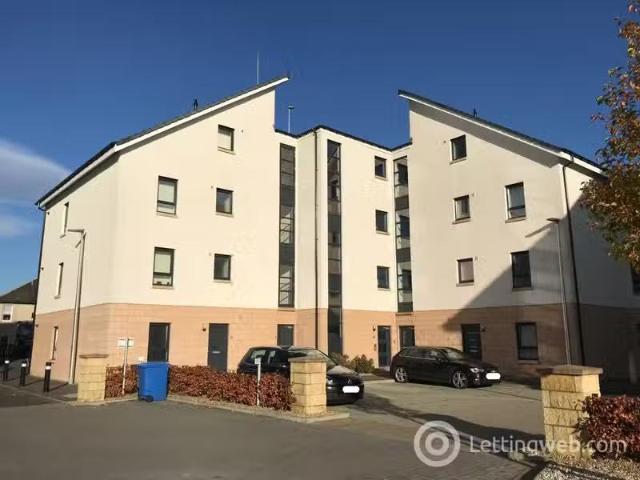 Cozy 2 BR Property to rent in Falkirk Road, Bonnybridge