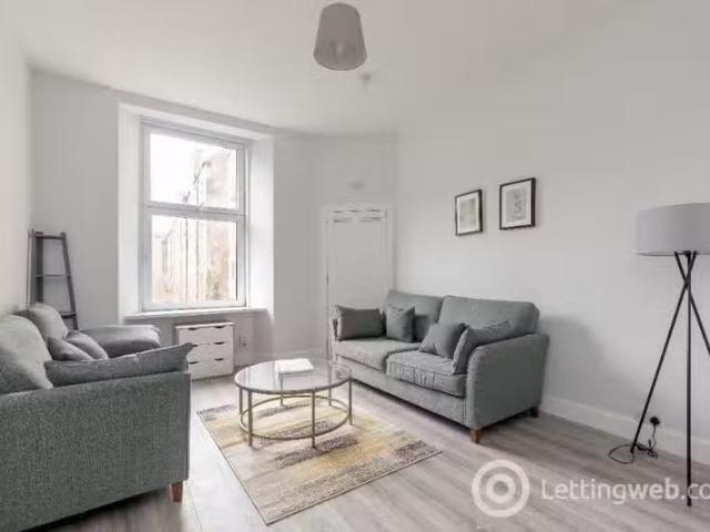 Unique 2 BR Property to rent in Fowler Terrace, Edinburgh, EH11