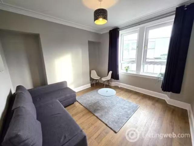 New 2 BR Property to rent in Great Western Road, City Centre.
