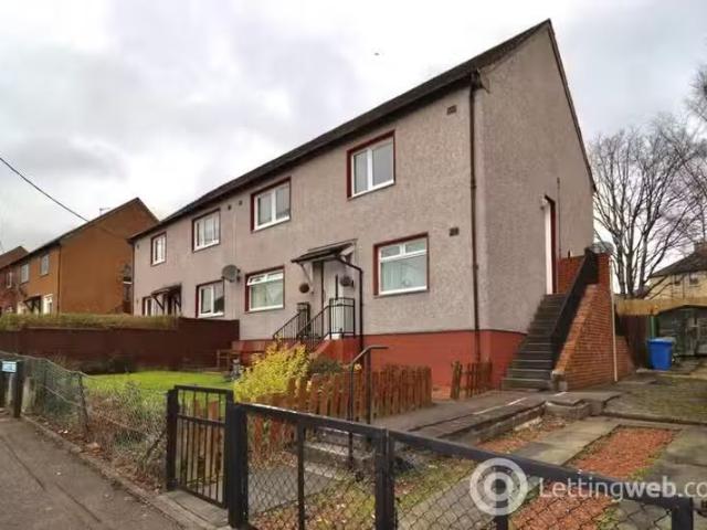Cozy 2 BR Property to rent in Loanfoot Road, Uphall
