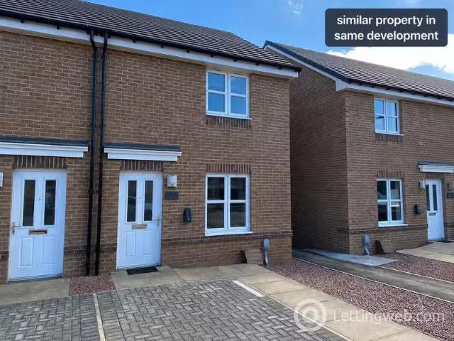Cozy 2 BR Property to rent in Lucy Colquhoun Cruik, Edinburgh.