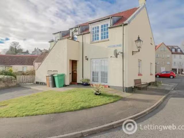 Cozy 2 BR Property to rent in Marine Parade, Tayport, Fife, DD.