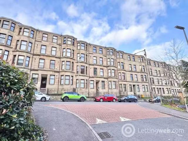 Nice 2 BR Property to rent in Murano Street, Maryhill, Glasgow.