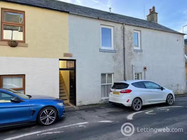 Charming 2 BR Property to rent in North Back Road, Biggar ML12