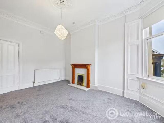 Nice 2 BR Property to rent in Queens Park Avenue, Meadowbank.