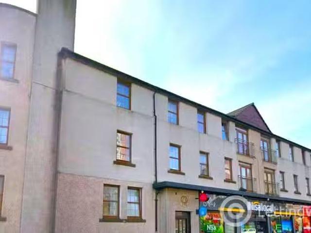 Nice 2 BR Property to rent in Royston Road, Glasgow