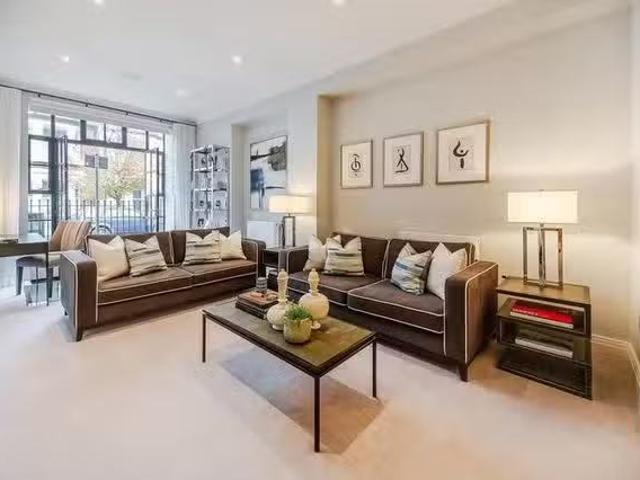 Nice 2 BR Rainville Road