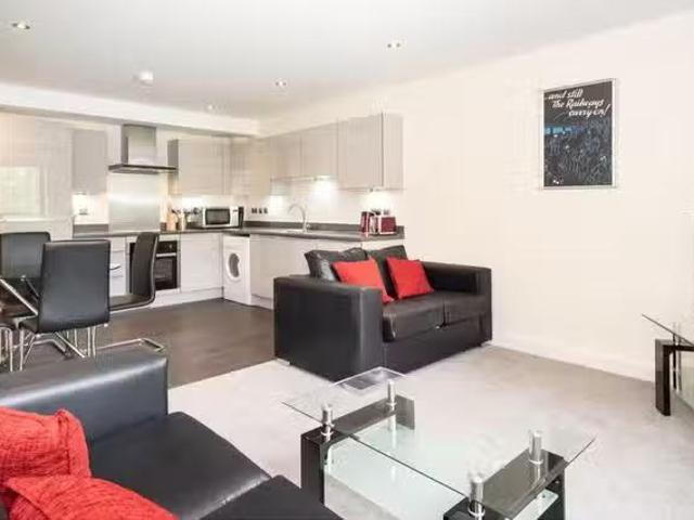 Deal! 2 BR Union Terrace