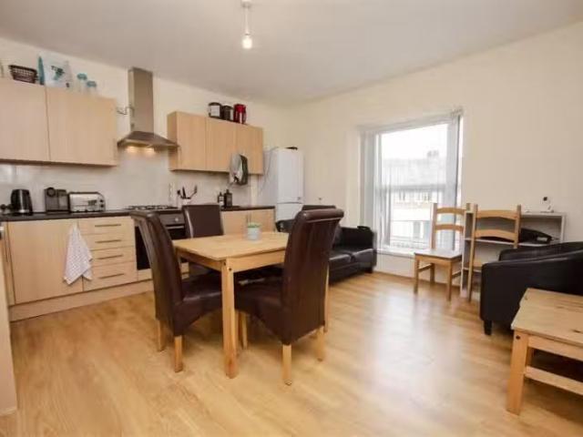 Cozy 3 BA 3 bedroom apartment for rent in Katie Road, Birmingh.